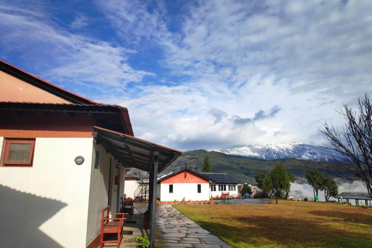 Luxury Hotels and Resorts in the Himalayas of Nepal| Footprint Adventure